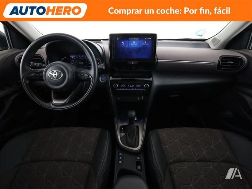 TOYOTA Yaris Cross (2023) - 24.699 € en Sevilla