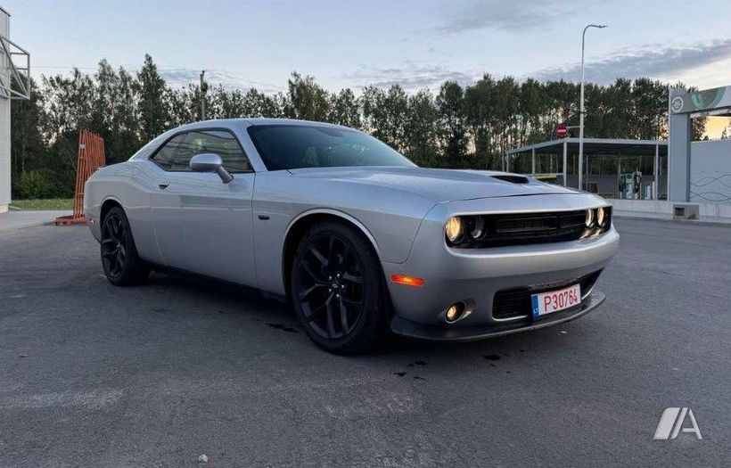 DODGE Challenger (2020) - 32.642 € en Madrid