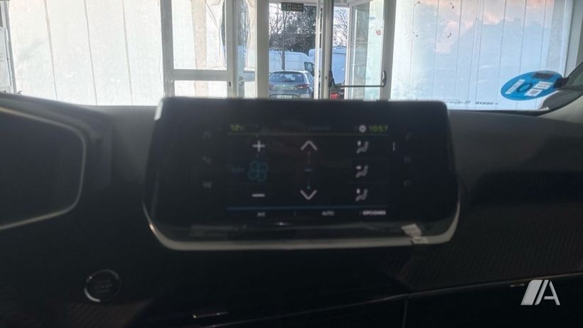 PEUGEOT 2008 (2021) - 17.500 € en Cantabria