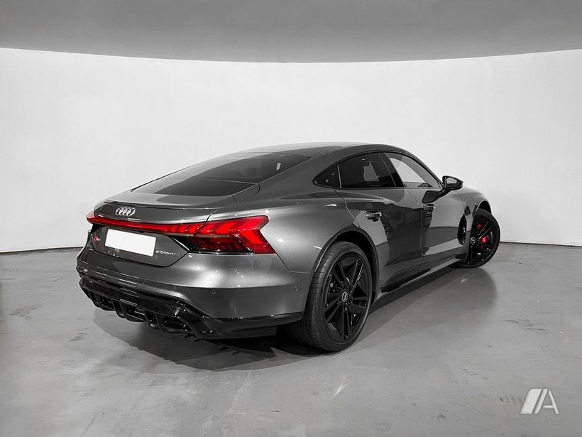 AUDI e-tron (2024) - 87.990 € en Las Palmas