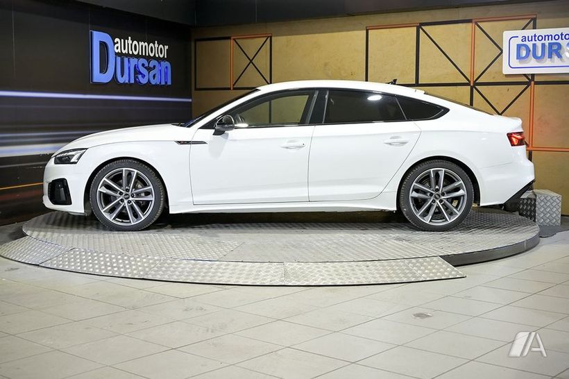 AUDI A5 (2022) - 31.990 € en Salamanca