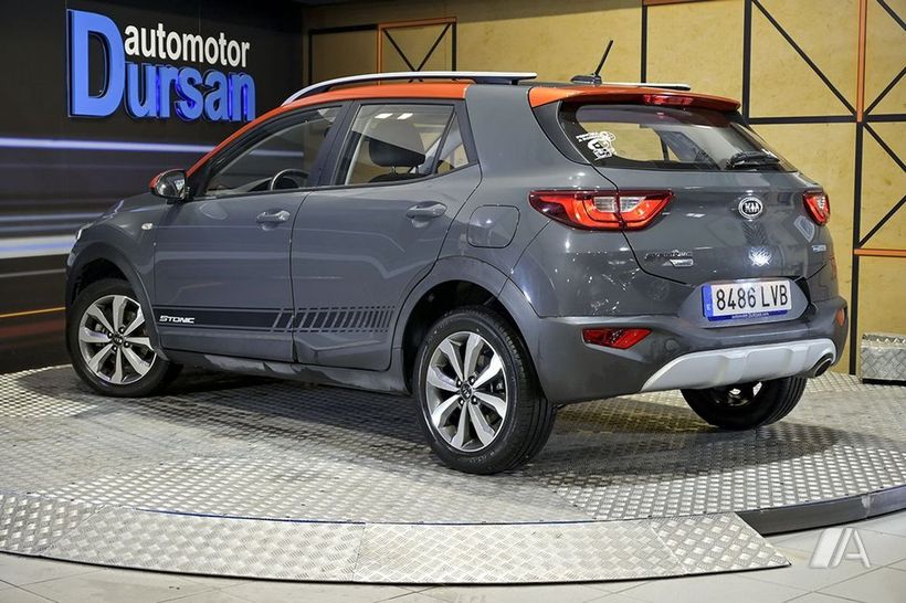 KIA Stonic (2021) - 16.490 € en Salamanca