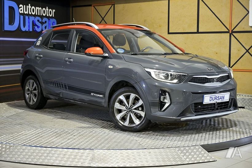KIA Stonic (2021) - 16.490 € en Salamanca