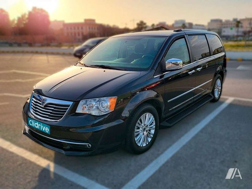 LANCIA Voyager (2015) - 15.490 € en Madrid