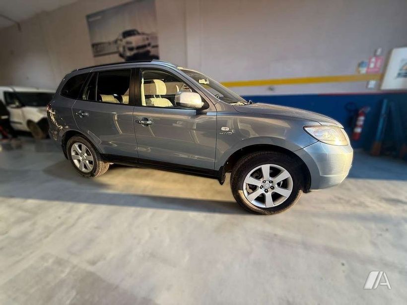 HYUNDAI Santa Fe (2007) - 7.390 € en Madrid