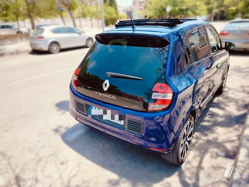 RENAULT Twingo (2016) - 7.700 € en Madrid