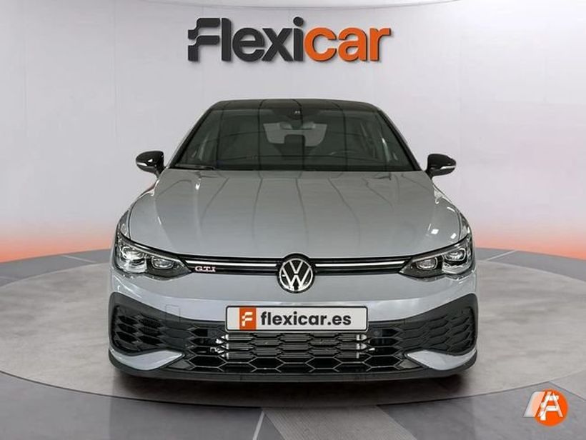 VOLKSWAGEN Golf (2024) - 41.990 € en Alicante