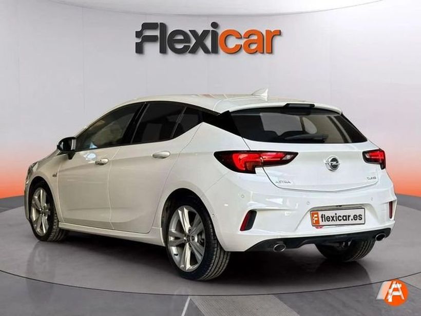 OPEL Astra (2018) - 14.290 € en Córdoba