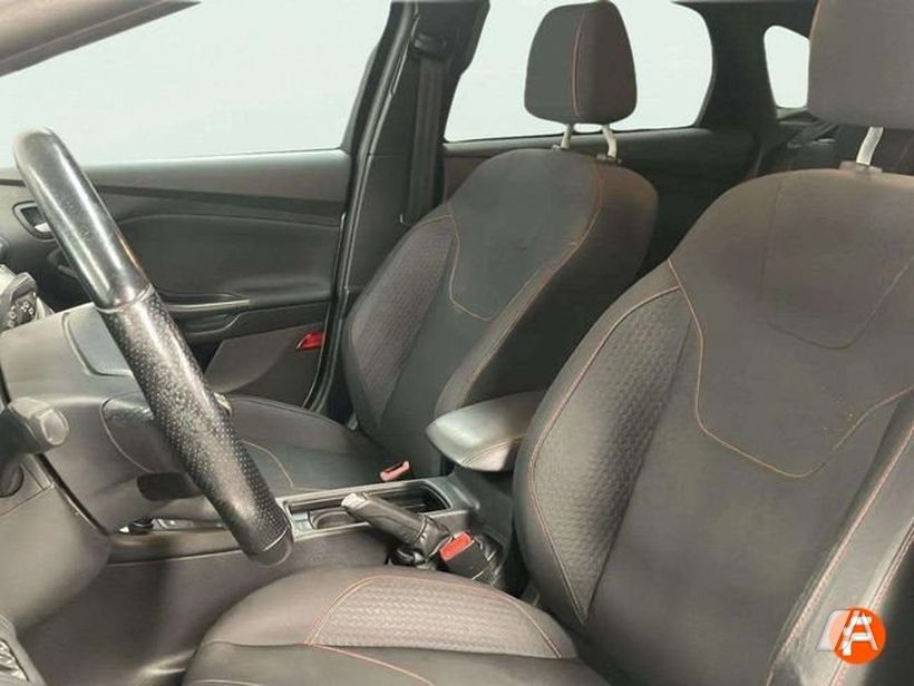FORD Focus (2017) - 10.490 € en Málaga