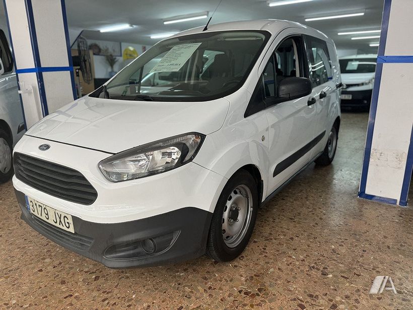 FORD Transit Courier (2017) - 7.980 € en Barcelona