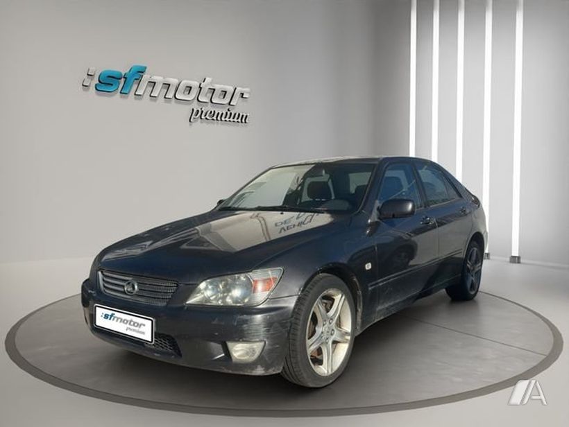 LEXUS IS (2000) - 1.200 € en Toledo