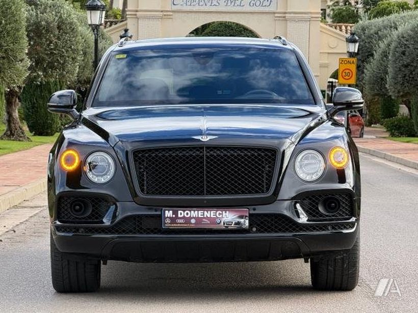 BENTLEY Bentayga (2019) - 154.900 € en Málaga
