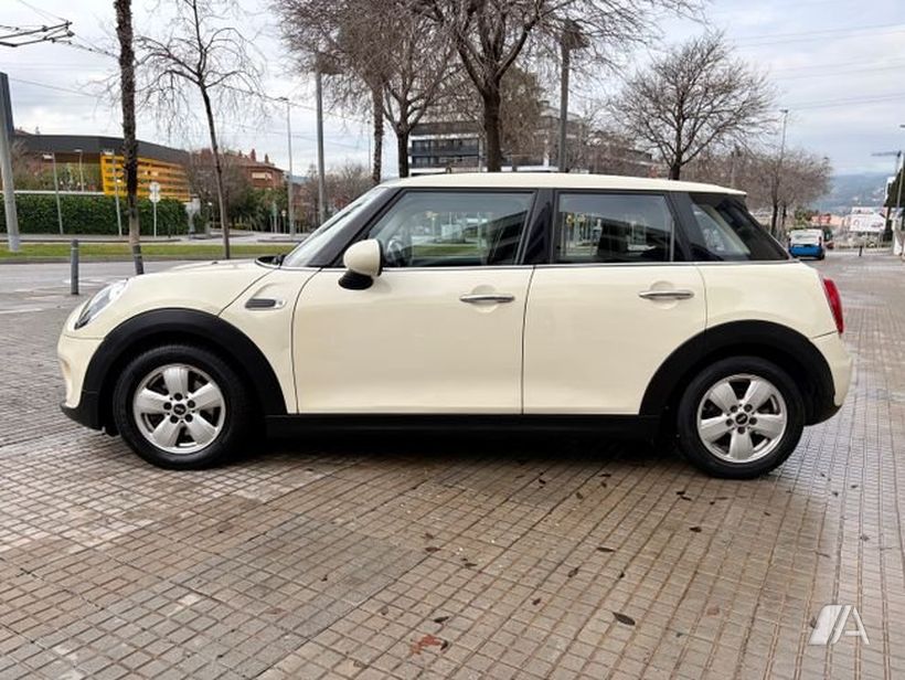 MINI One (2017) - 9.900 € en Barcelona