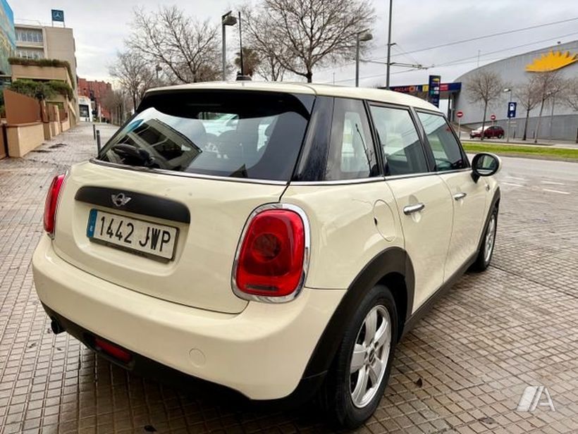 MINI One (2017) - 9.900 € en Barcelona