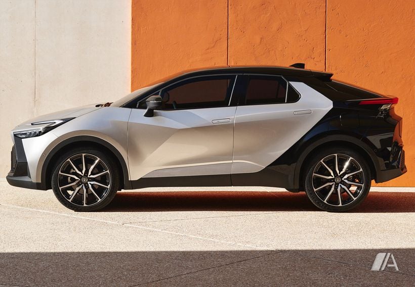 TOYOTA C-HR 220PH GR Sport Black Edition 5p 2025 | Ficha técnica, precio y medidas | Autocasión
