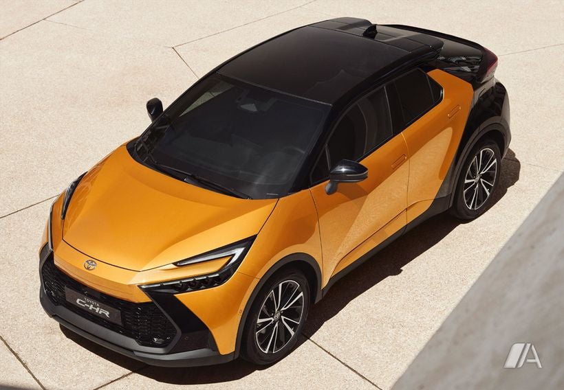 TOYOTA C-HR 220PH GR Sport Black Edition 5p 2025 | Ficha técnica, precio y medidas | Autocasión