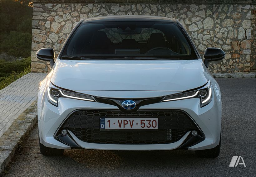 Ficha técnica y precios del TOYOTA Corolla 200H GR Sport 5p 2025 ...