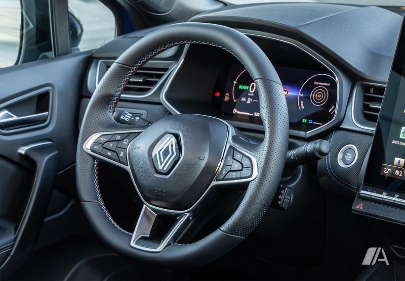 RENAULT Captur E-Tech Full Hybrid Techno 117kW 5p 2025 | Ficha técnica, precio y medidas ...