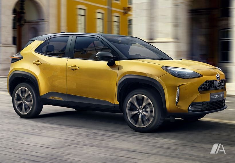 TOYOTA Yaris Cross 130H Active Plus 5p 2025 | Ficha técnica, precio y ...