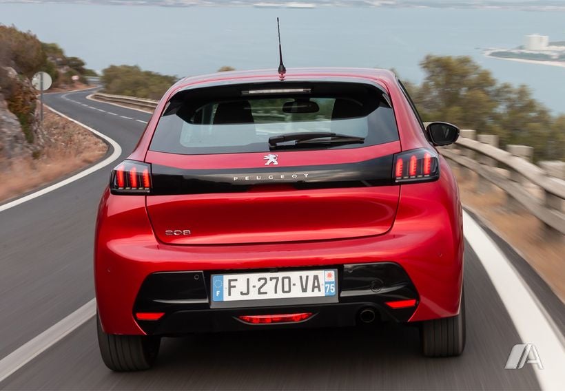 Ficha técnica y precios del PEUGEOT 208 1.2 Hybrid Allure e-DCS6 110 5p ...