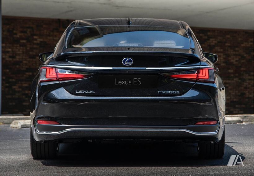 Ficha técnica y precios del LEXUS ES 300h Luxury 4p 2024 | Autocasion.com