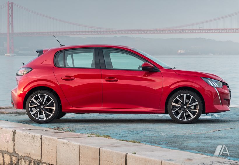 Ficha técnica y precios del PEUGEOT 208 1.2 Puretech S&S Allure 100 5p ...