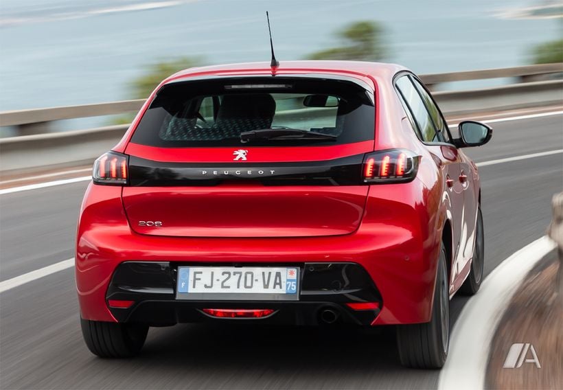 Ficha técnica y precios del PEUGEOT 208 1.2 Puretech S&S Allure 100 5p ...