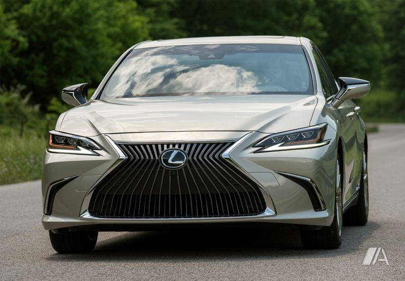 Ficha técnica y precios del LEXUS ES 300h Luxury 4p 2024 | Autocasion.com