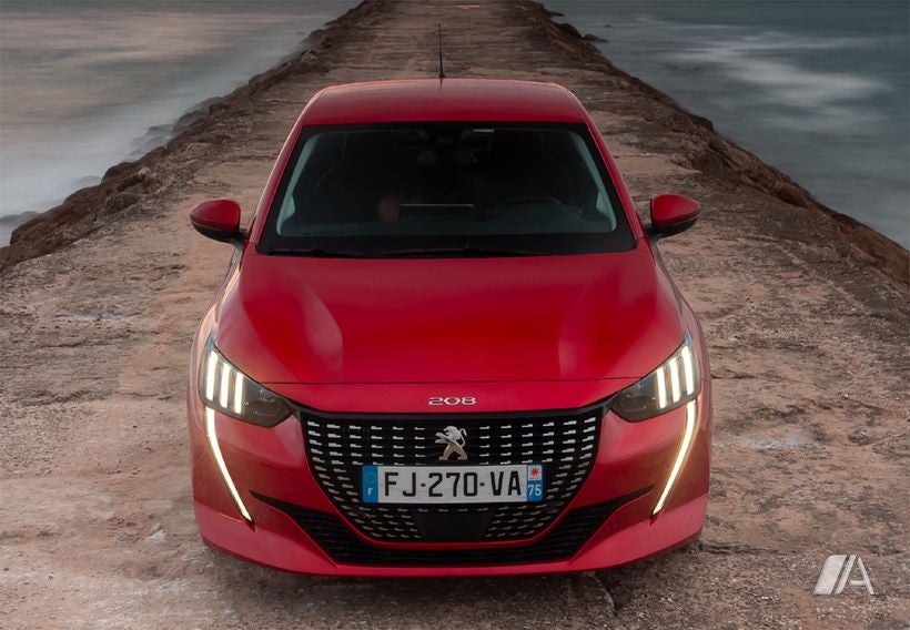 Ficha técnica y precios del PEUGEOT 208 1.2 Hybrid Allure e-DCS6 145 5p ...