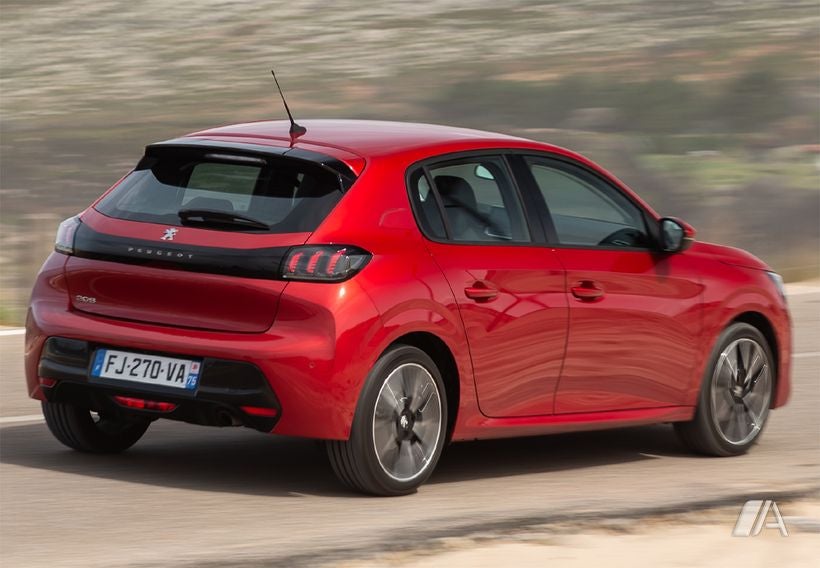 Ficha técnica y precios del PEUGEOT 208 1.2 Hybrid Allure e-DCS6 145 5p ...