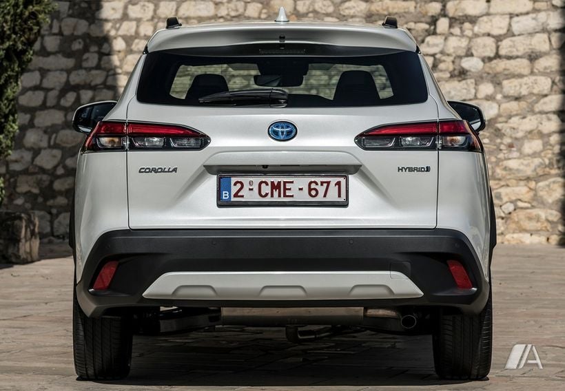 Ficha técnica y precios del TOYOTA Corolla Cross Hybrid 200 Style 5p ...