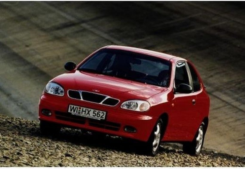 DAEWOO Lanos 1.5 SX 3p 1997 | Ficha técnica, precio y medidas | Autocasión
