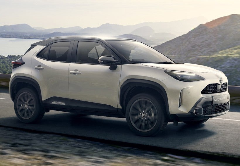 TOYOTA Yaris Cross 130H Active Plus 5p 2025 | Ficha técnica, precio y ...