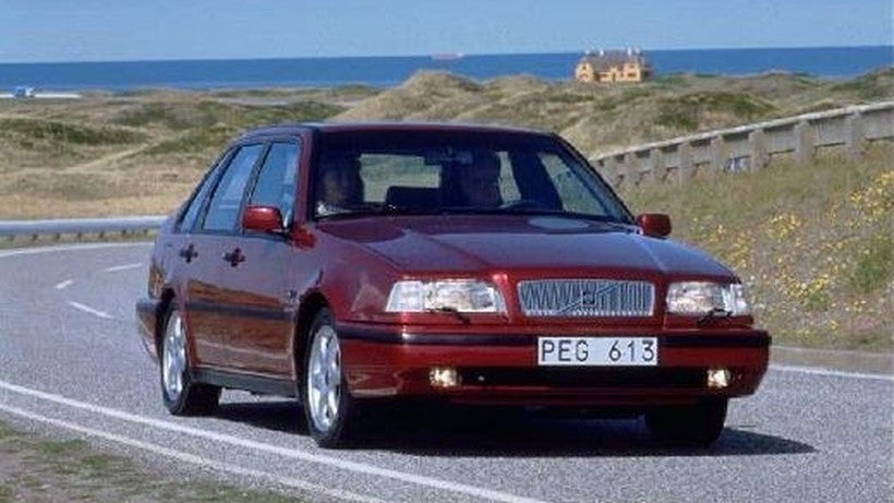 VOLVO 440 2.0 GLT Aut. 5p 1995 | Ficha técnica, precio y medidas ...