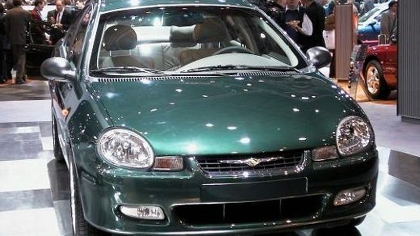 CHRYSLER Neon 2.0 RT 4p 2002 | Ficha técnica, precio y medidas | Autocasión