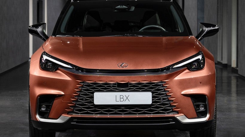 LEXUS LBX Elegant Black 4x4, SUV o pickup de nuevo en