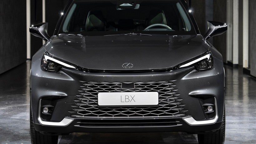 LEXUS LBX Elegant 4x4, SUV o pickup de nuevo en