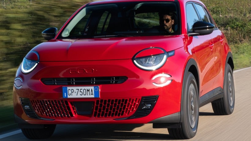 FIAT 600 1.2 MHEV DDCT 74kW 4x4, SUV o pickup de nuevo en