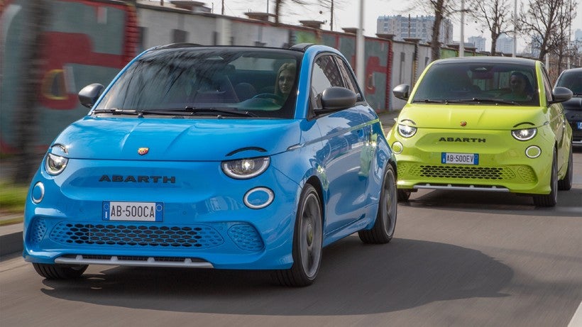 ABARTH 500 Cabrio 500E Scorpionissima 3p 2023 | Ficha técnica, precio y medidas | Autocasión