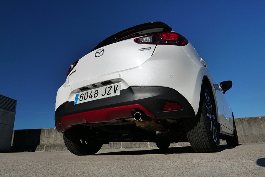 Prueba: Mazda2 Red Edition 2017, a examen | Autocasión
