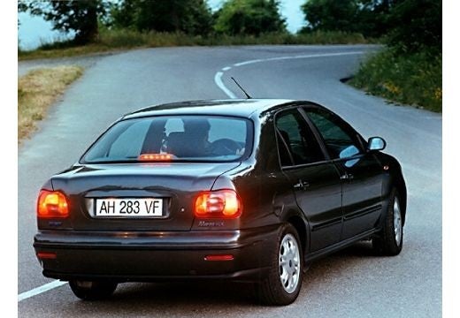 Precio y ficha técnica del FIAT Marea Berlina